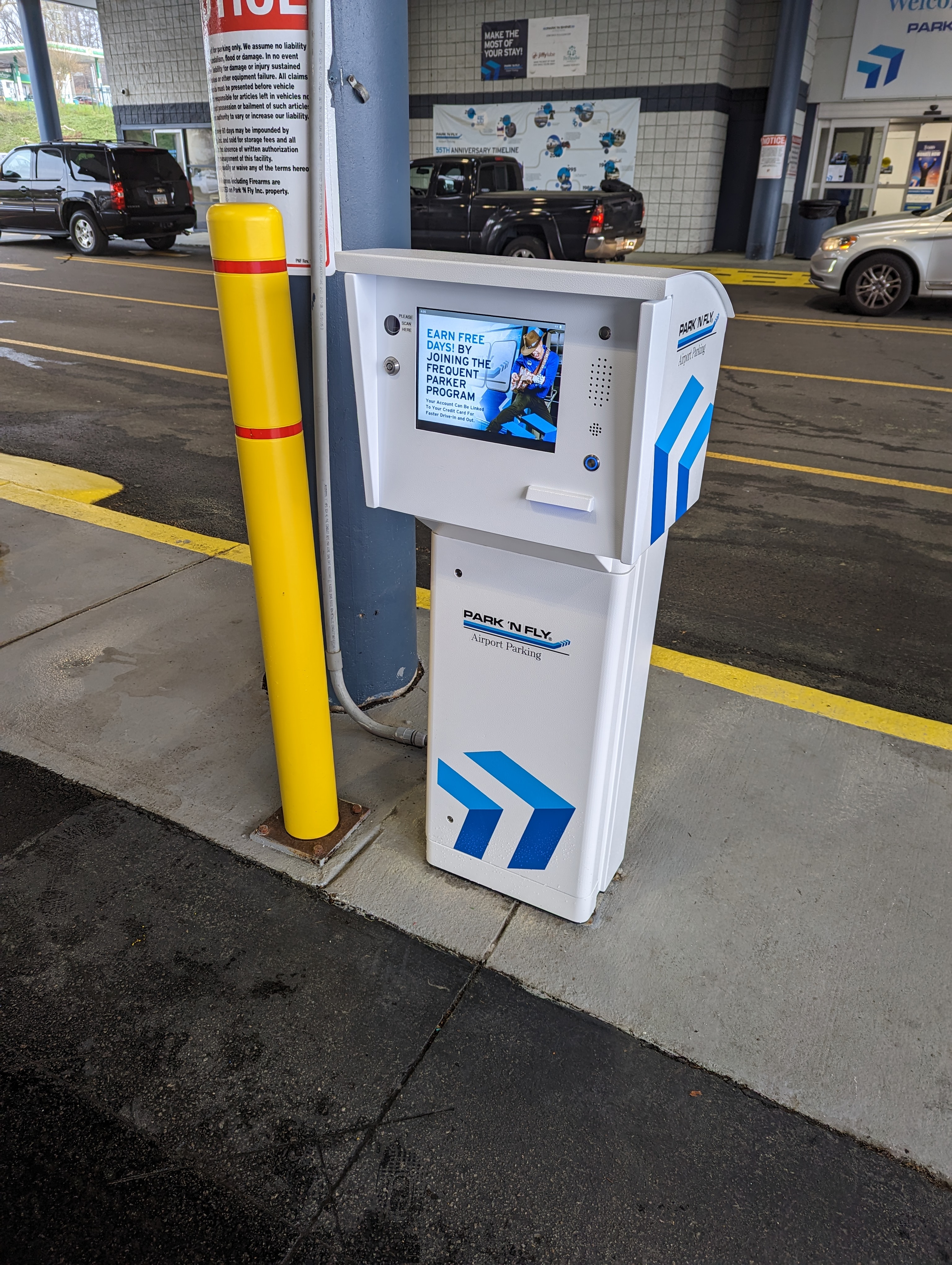 Custom KIOSK with AI/ML Cashier